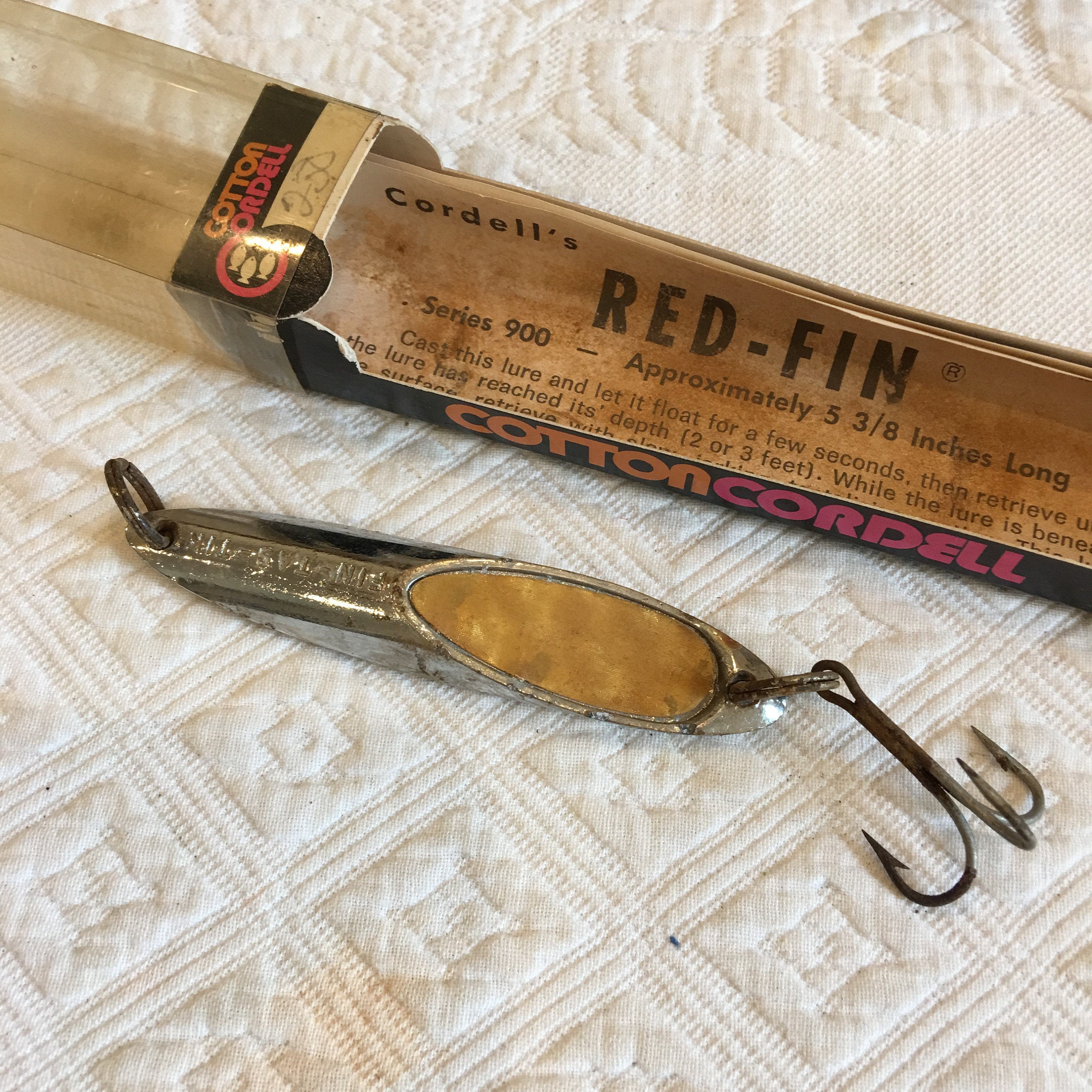 Vintage Red Fin Fish Lure. Cotton Cordell Series 900 Fishing Lure Hook ...