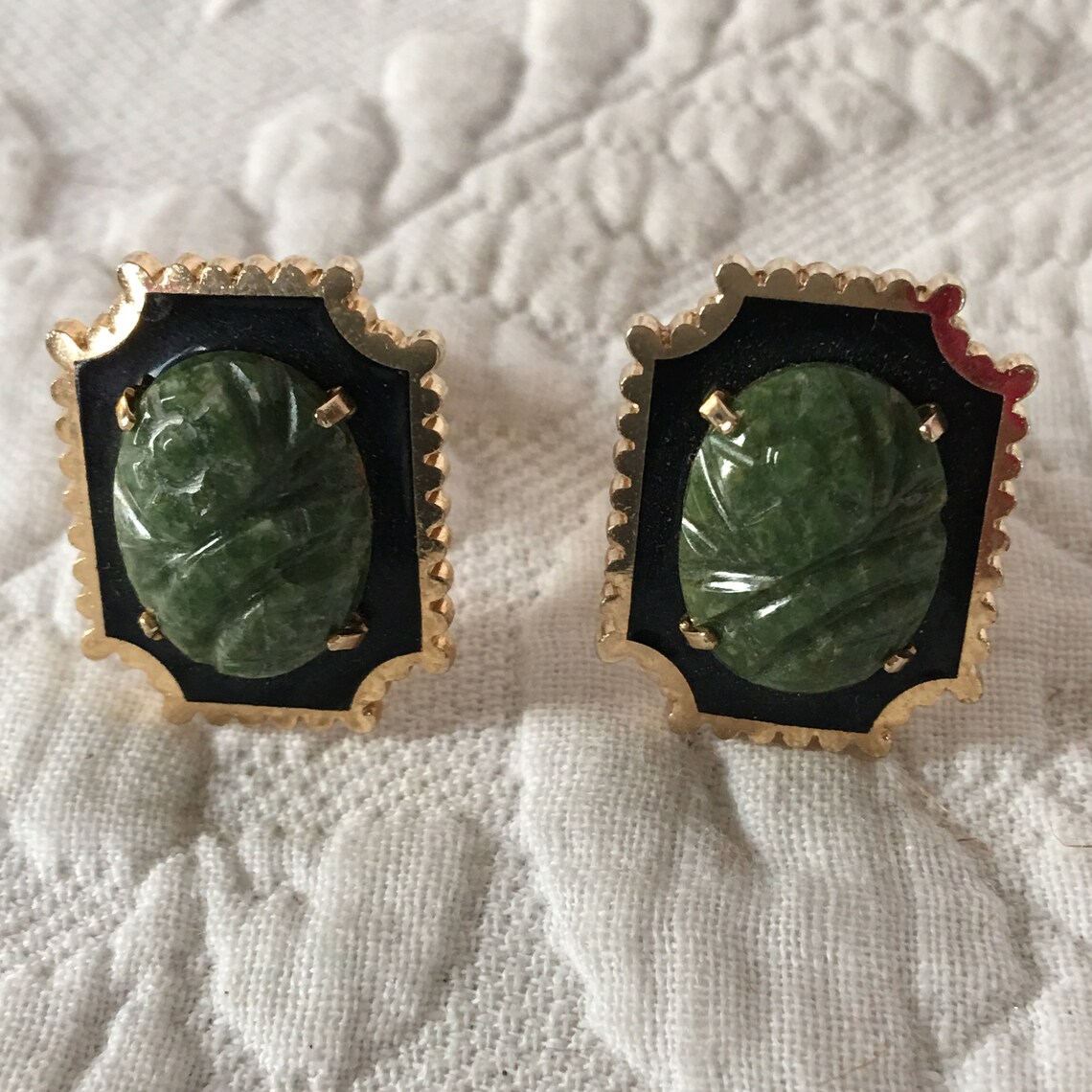 Vintage Jade Cuff Links, Beautiful Frame Design With Oval Scarab Style ...