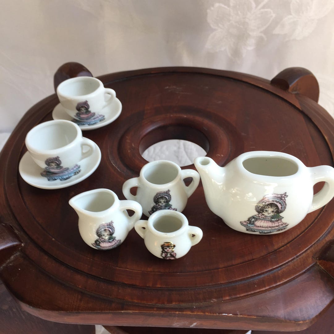 Vintage 8 Piece Mini Tea Set With a Dressed Kitty Cat. Set Made in ...