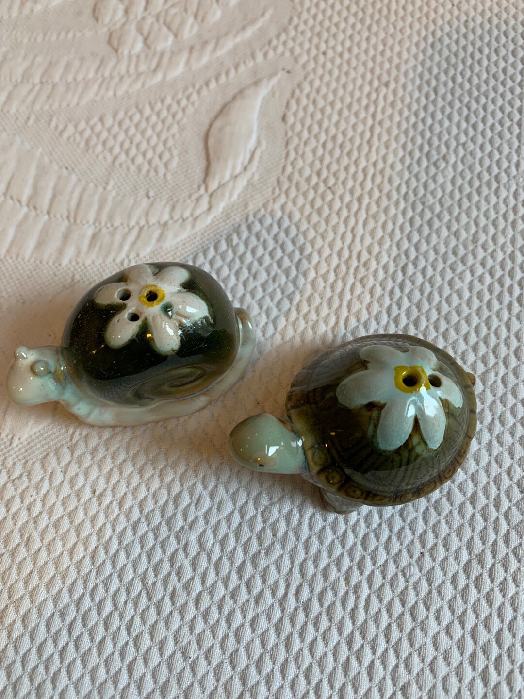Vintage Ceramic Turtle and Snail Salt and Pepper Shakers. Great Spring ...