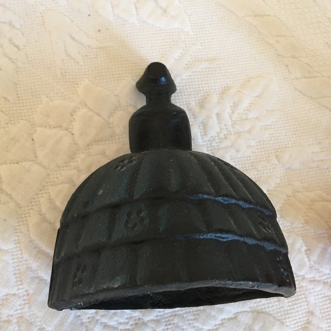 Vintage Cast Iron Southern Bell Brass Bell. Southern Lady With Parasol ...