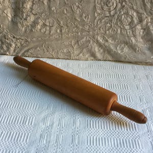 Vintage Wood Rolling Pin With 4 Ridged Lines in Revolving Handles on ...