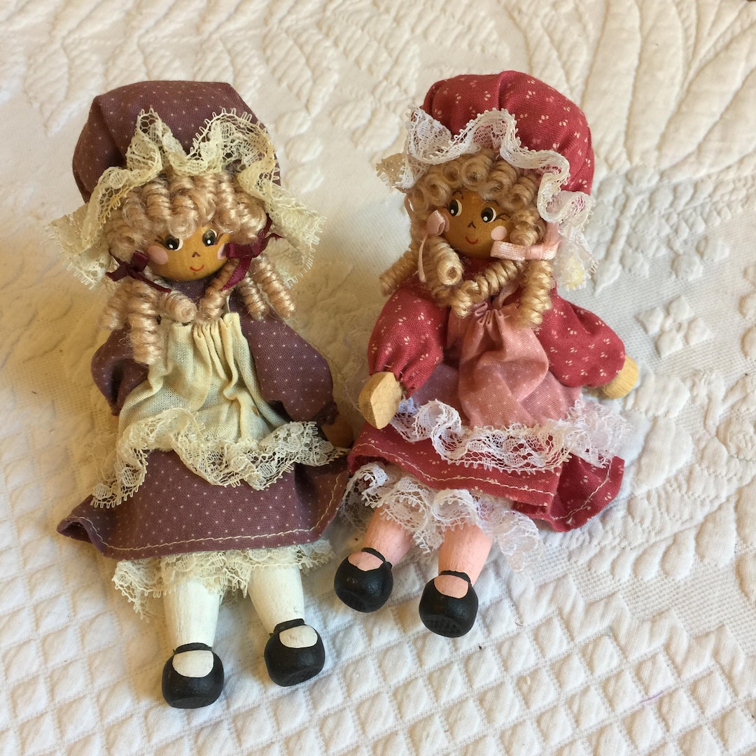 Vintage 1 Wood Clothespin Country Doll. Banana Curls, Big Smiles, and ...