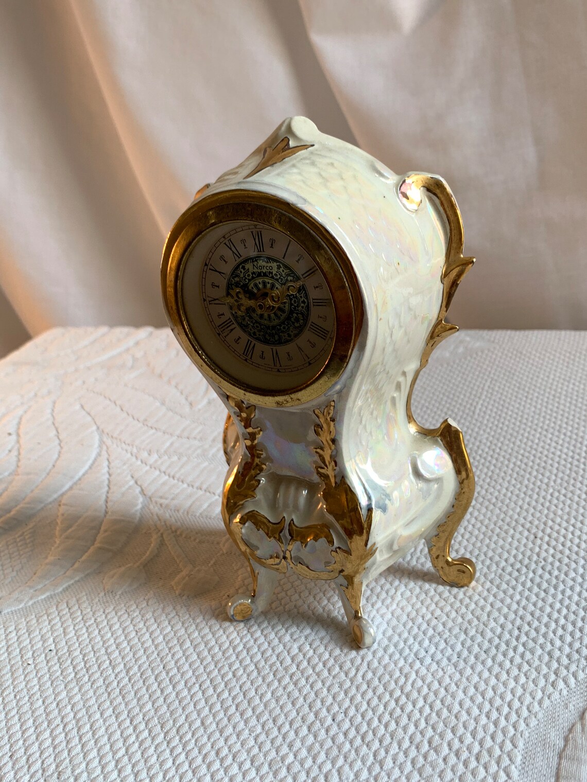 Vintage Narco Clock. Iridescent Ceramic Clock With Gold Gilt Painted ...