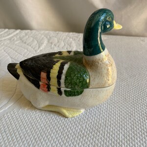 Vintage Ceramic Duck Box. Head and Top of Duck Removes to Hold Items in ...