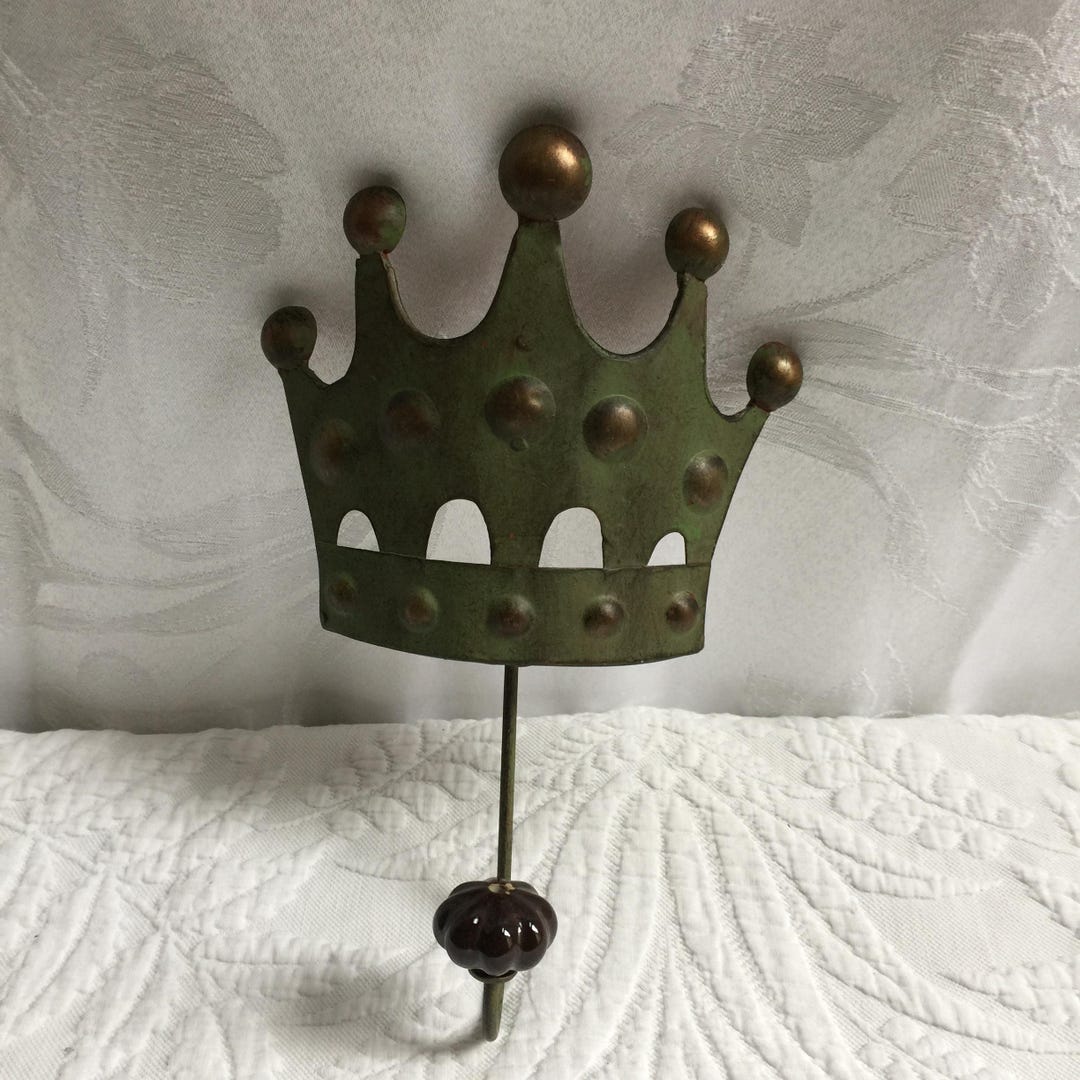Vintage Metal Crown Wall Hook. Ceramic Fluted Knob Hanger With Metal 5 ...