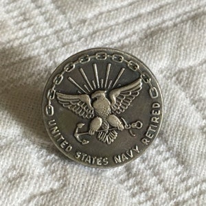 Vintage U.S. Navy Retirement 20 Years Military Pin. Silver Tone Round ...