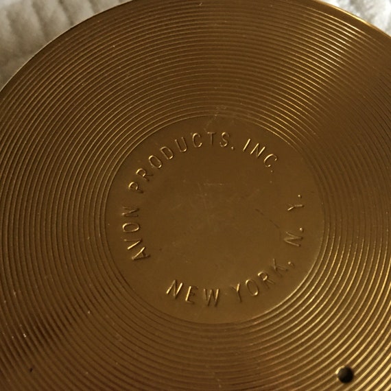 Vintage Avon Face Powder Compact. Almost Full with Po… - Gem