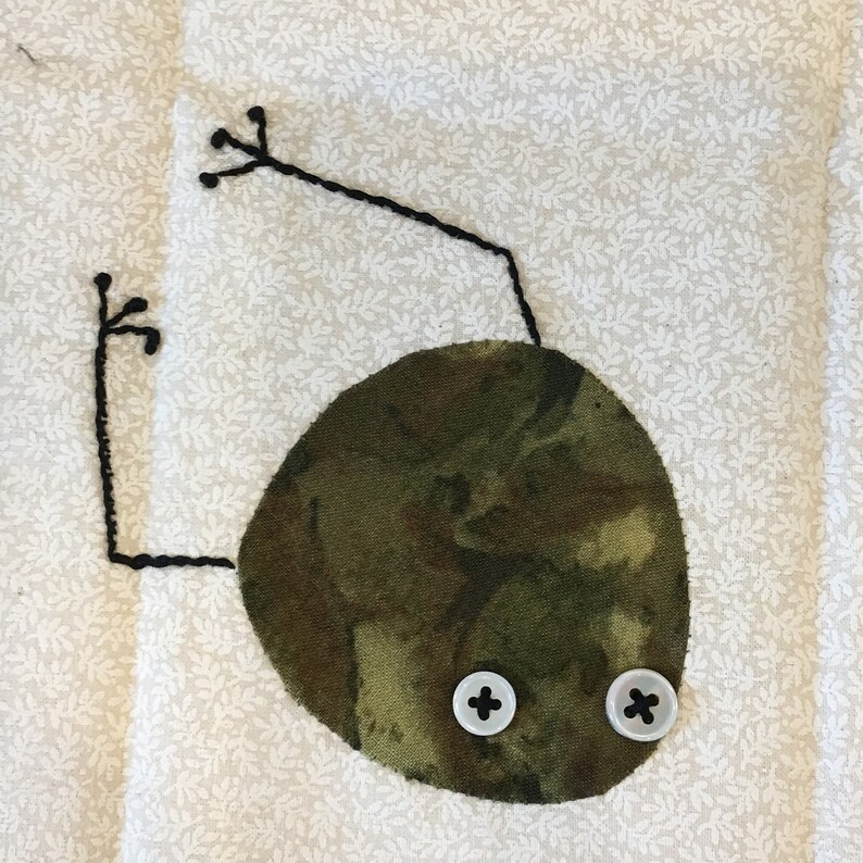 Handmade Hand Appliqued and Embroidered Frogs With Button Eyes. Make ...