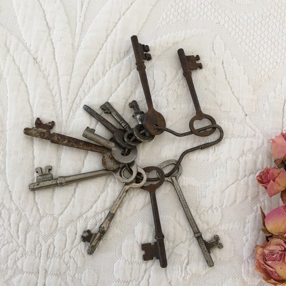 Antique 11 Old Keys on Ring as Found. Great Old Keys for Art - Etsy