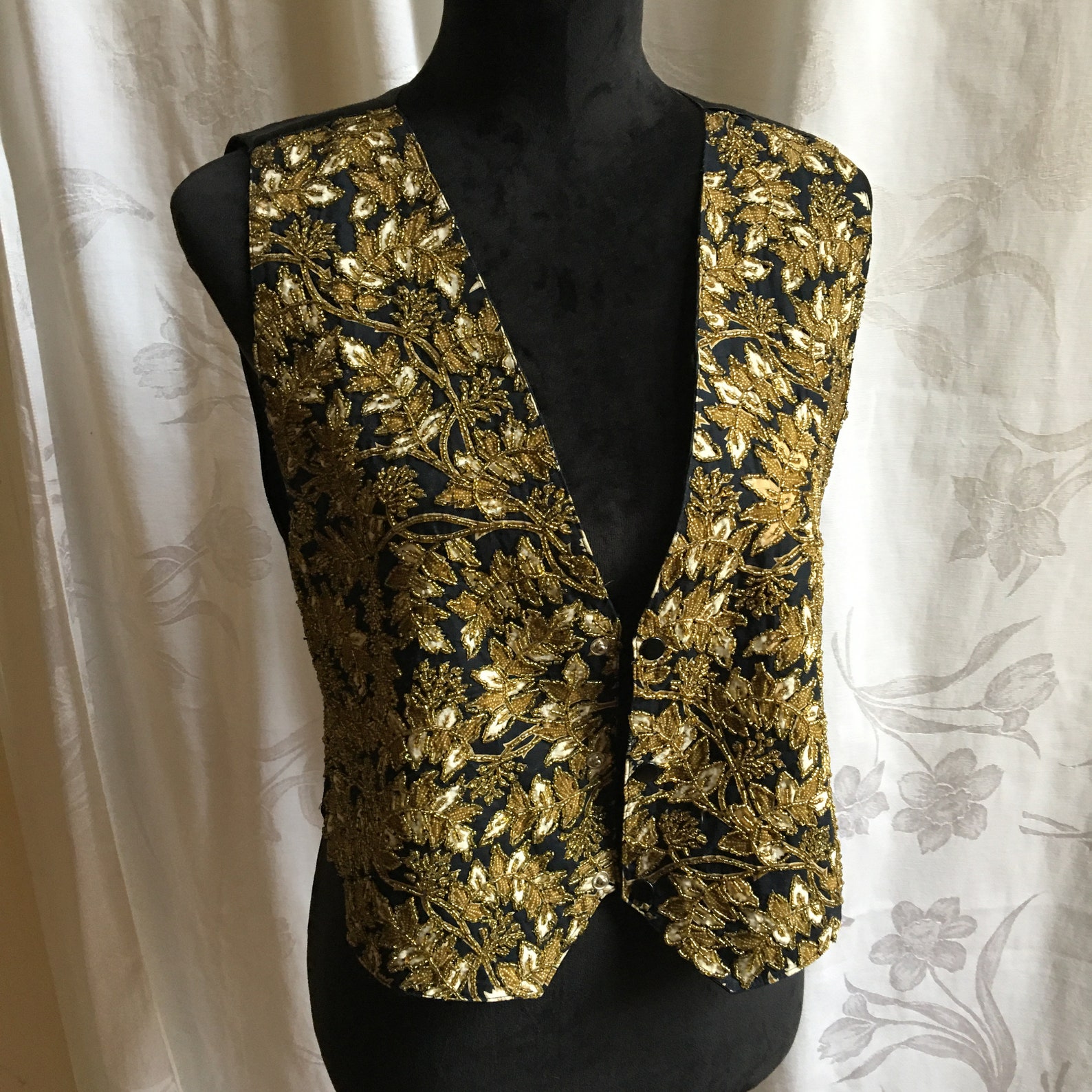 Vintage Beaded Leaf Vest. Arise 65 Cotton 35 Rayon Small Vest W/ Gold ...