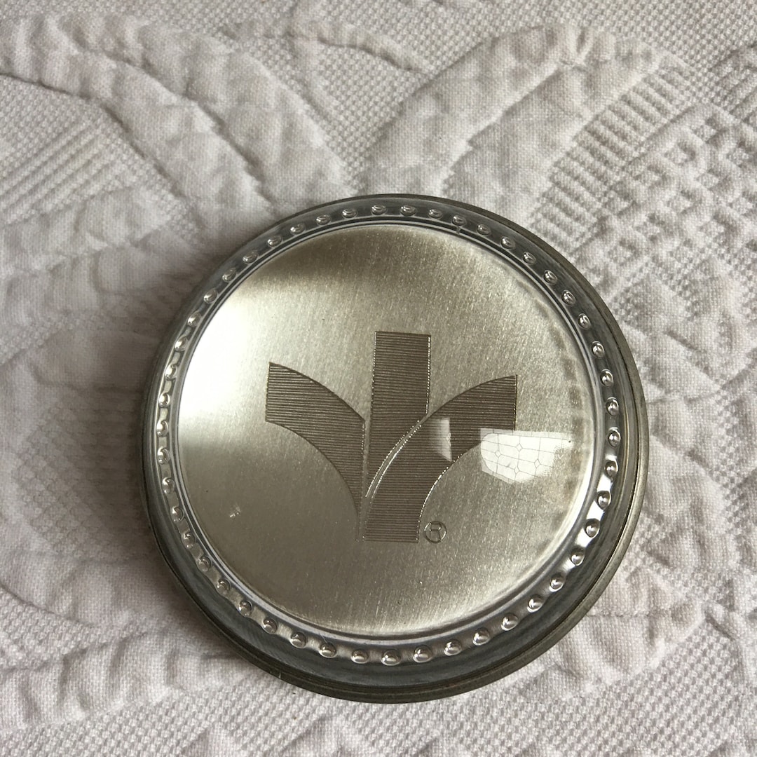 Vintage Paperweight. Salisbury Pewter and Glass Paperweight ...