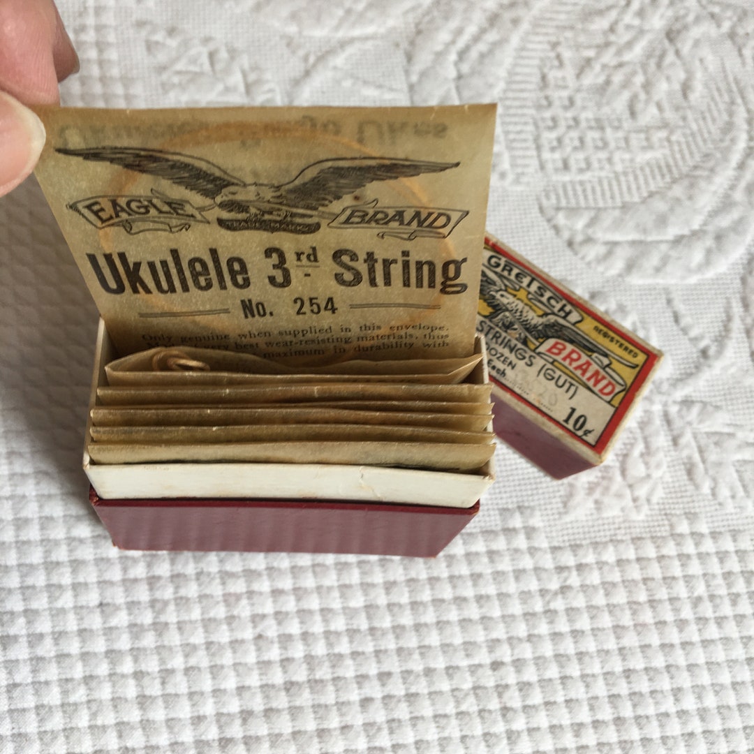 Vintage Gretsch Ukulele Strings (gut) F or 2nd Strings in Antique Box ...