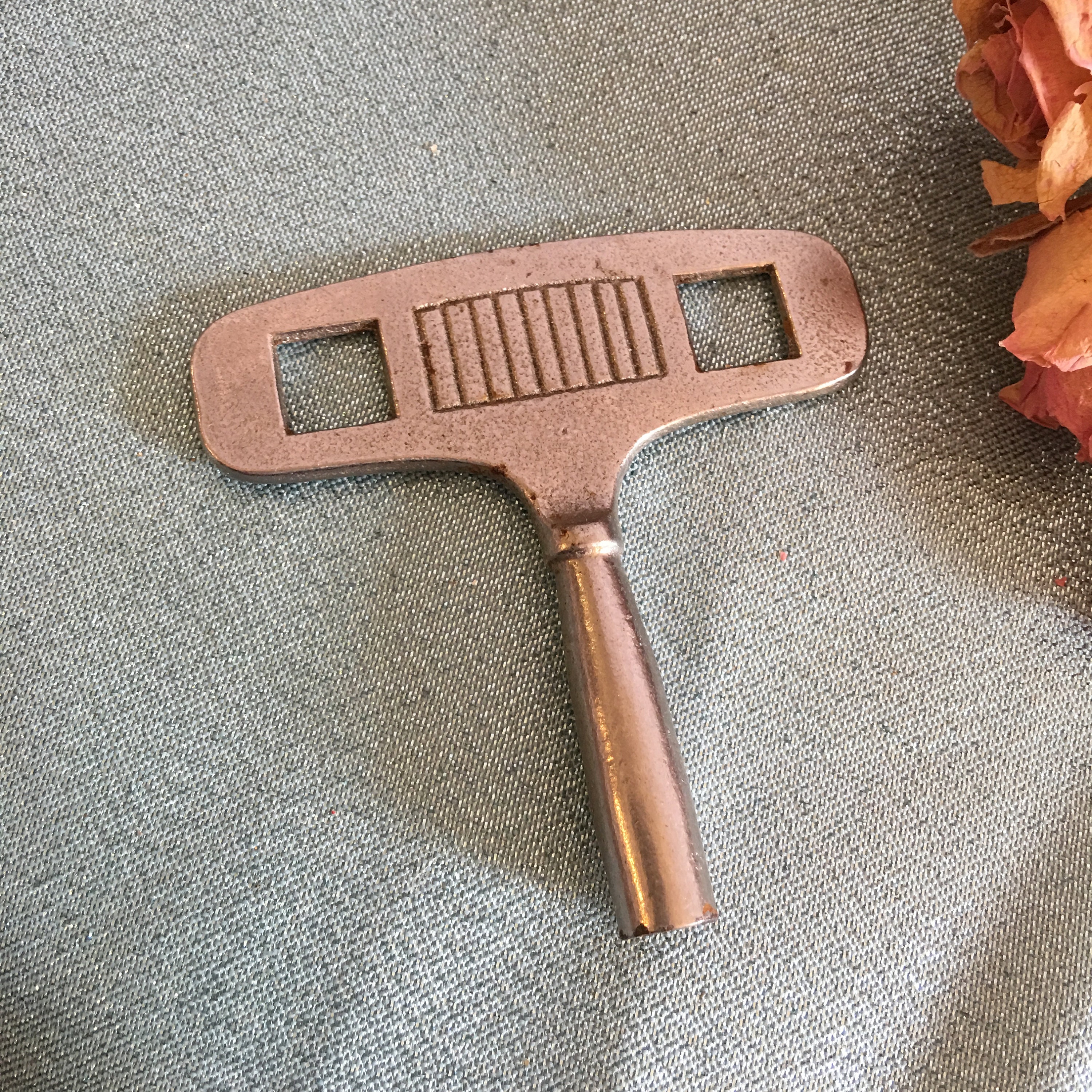 Vintage Clock Key. Choose From Three Keys. Listing for One Clock Key ...