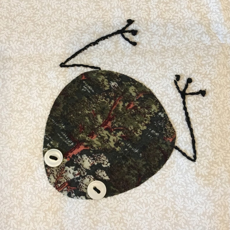 Handmade Hand Appliqued and Embroidered Frogs With Button Eyes. Make ...