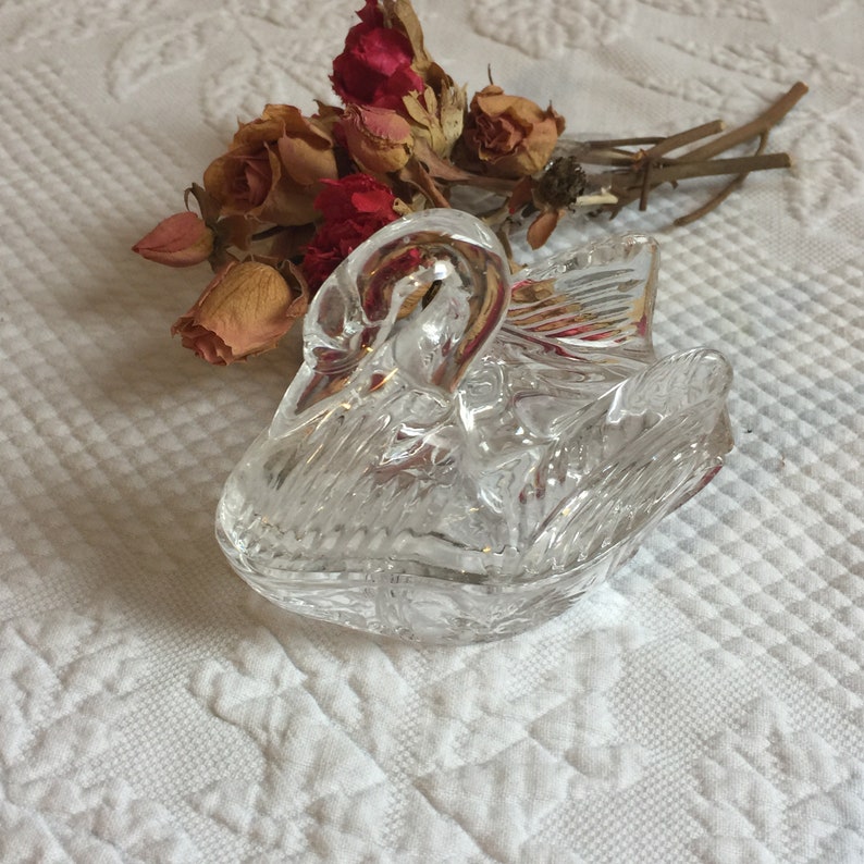 Vintage Pressed Glass Crystal Swan Dish With Lid. Beautiful Glass ...