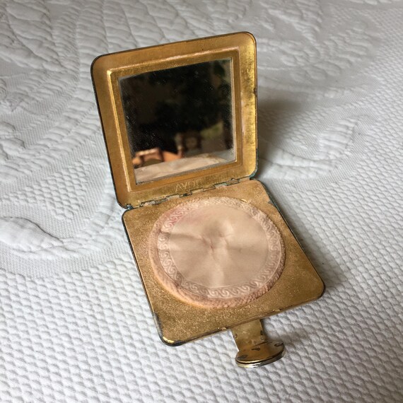 Vintage Avon Compact. Brushed Gold Square Powder Comp… - Gem