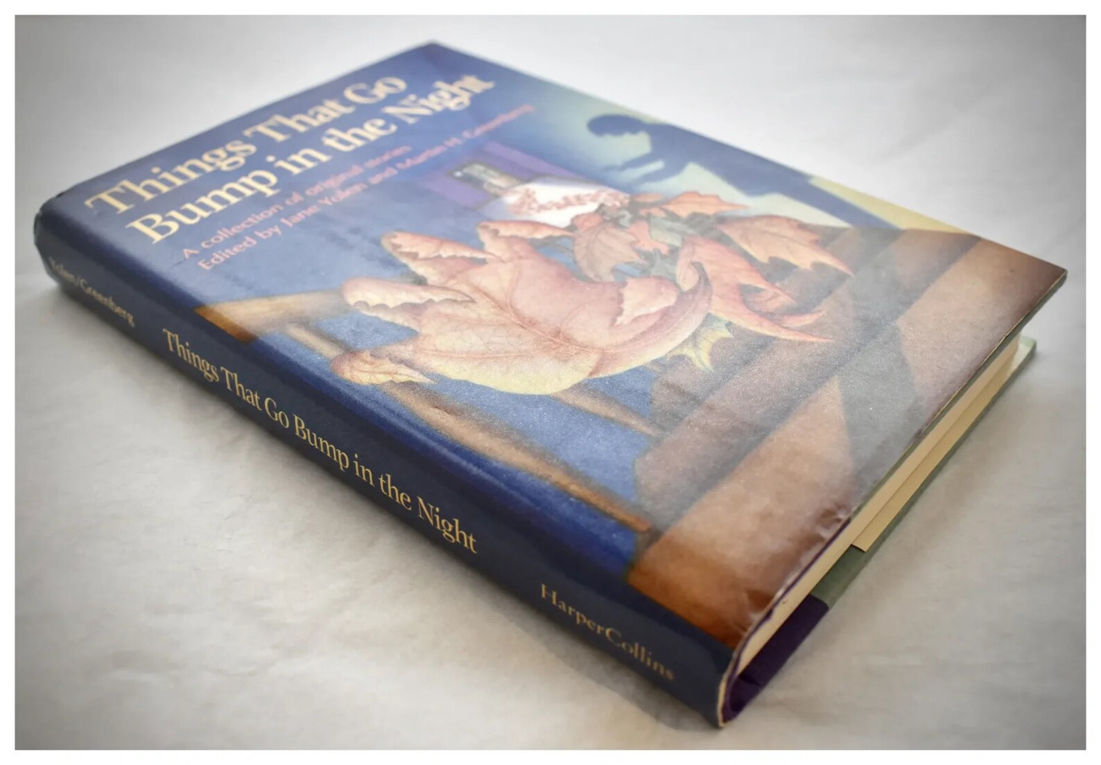 C1989 "things That Go Bump in the Night" A Collection of Stories Edited ...