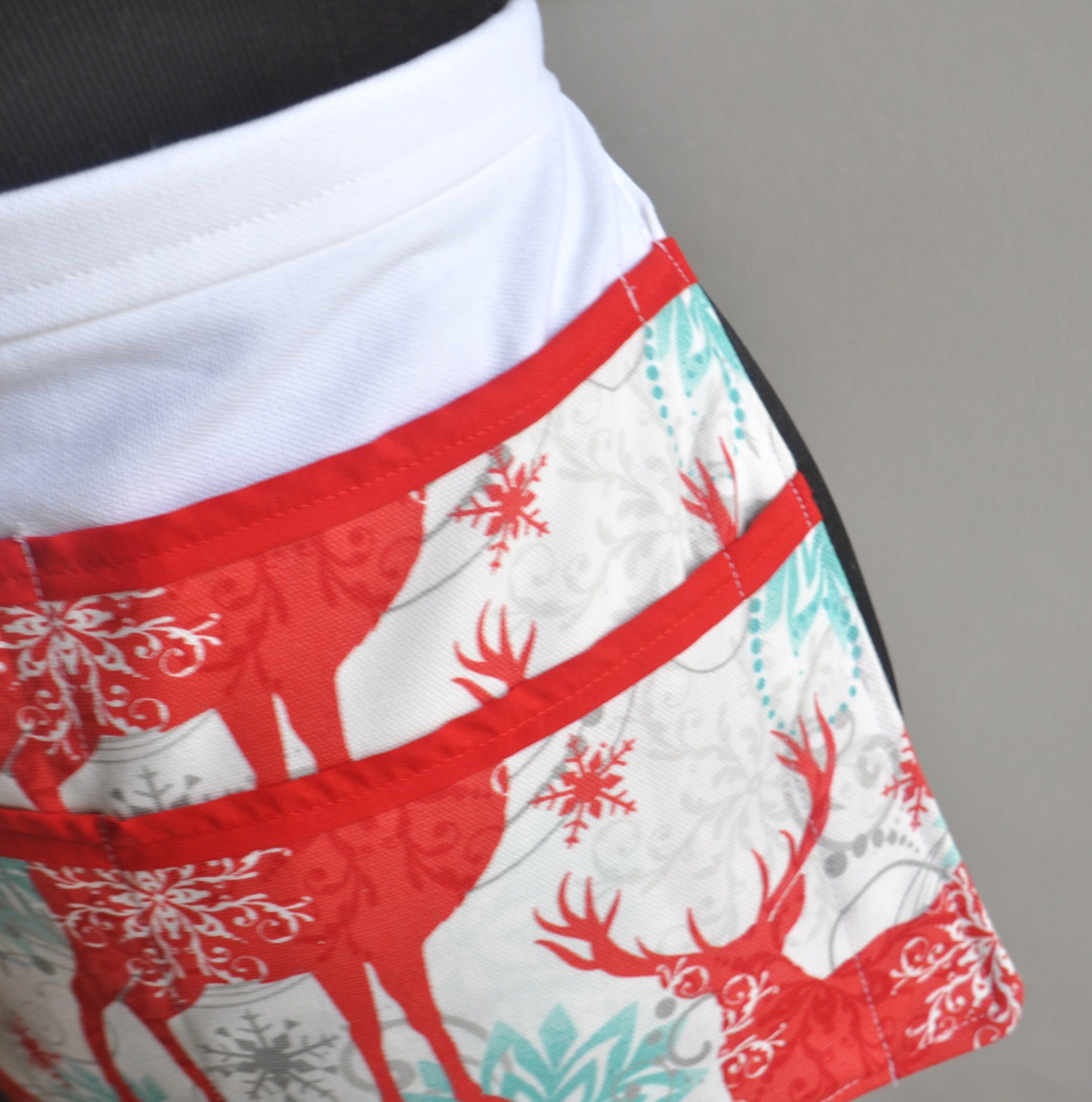 Christmas Apron Reindeer Apron Winter Teacher Apron Womens - Etsy
