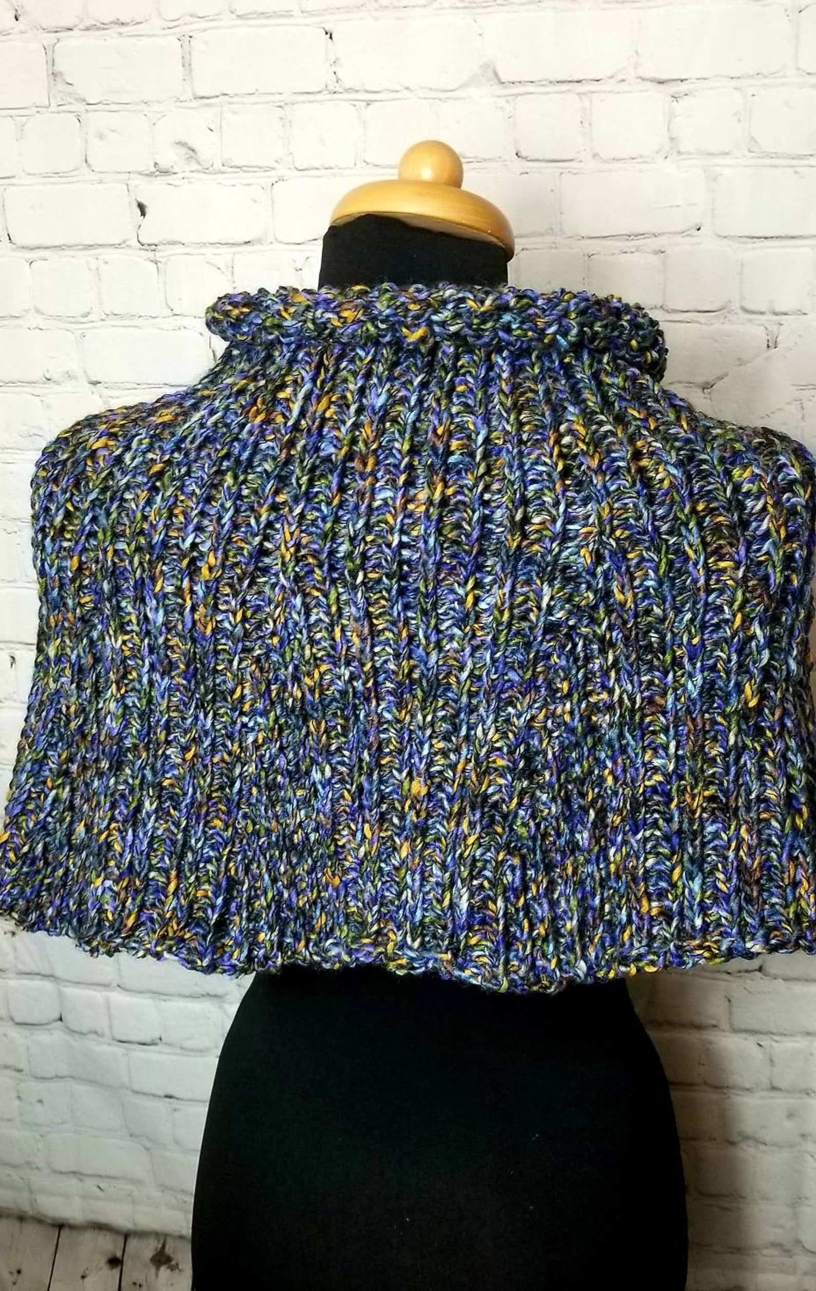 CROCHET PATTERN Sassenach Highlander Capelet Crochet Pattern - Etsy