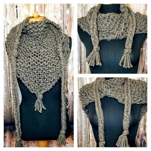 KNITTING PATTERN, Chunky Highlander Triangle Wrap, Sassenach Triangle ...