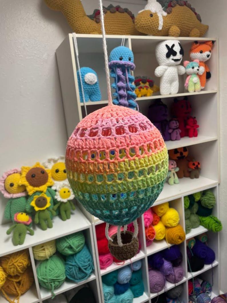 Hot Air Balloon Crochet Pattern, PATTERN ONLY, Hot Air Balloon Yarn Art ...