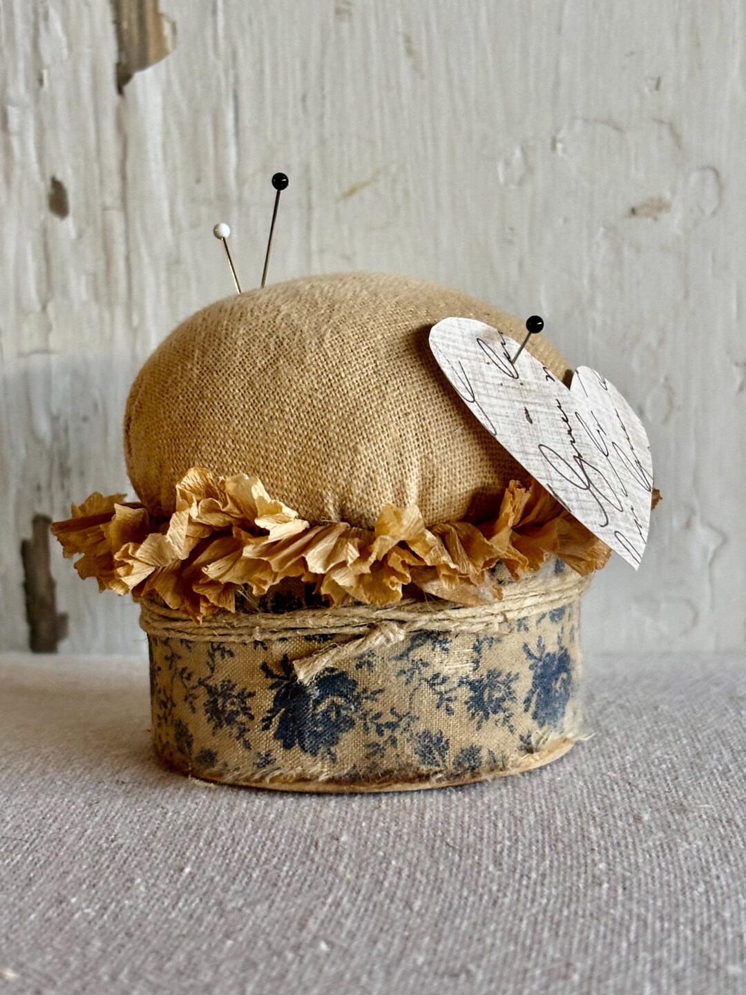 Primitive Pinkeep Pincushion Box,primitive Grungy Paper Mache ...