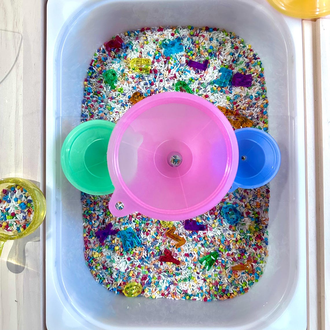 Flisat Funnel Play Insert | 4” Wide Sensory Bin Insert | Pour ...
