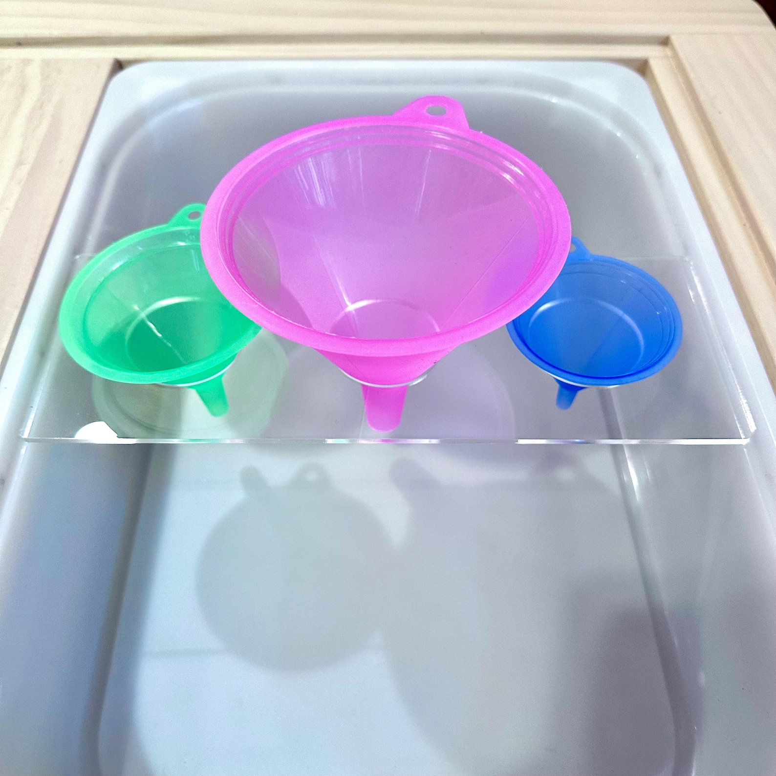 Flisat Funnel Play Insert | 4” Wide Sensory Bin Insert | Pour ...