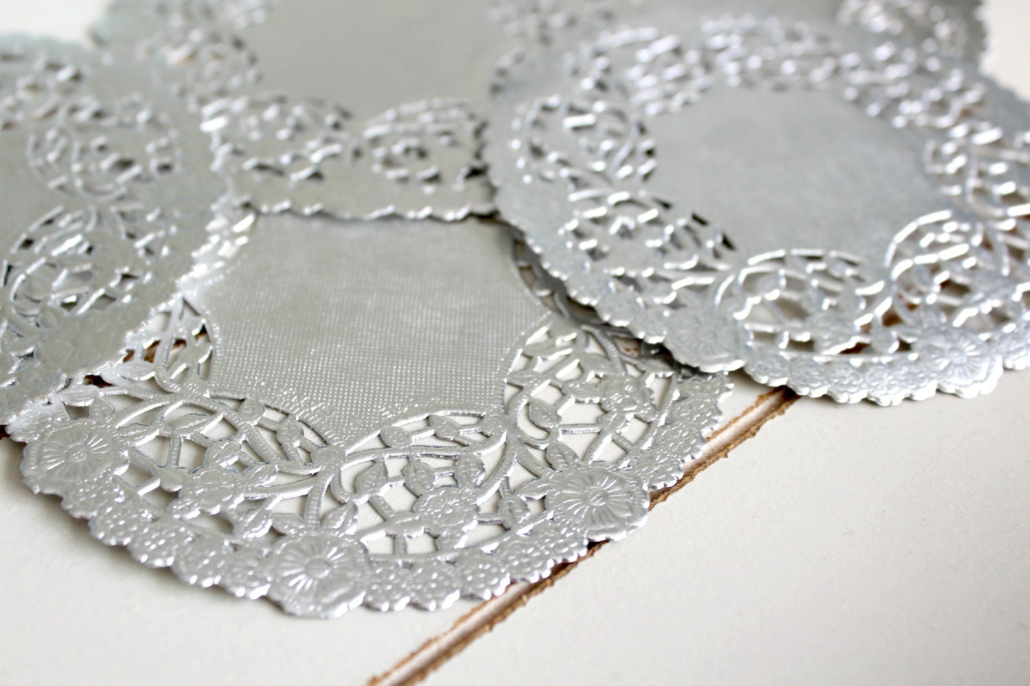 50 Metallic Shine Silver Paper Doily Doilies 4 Inch | Etsy