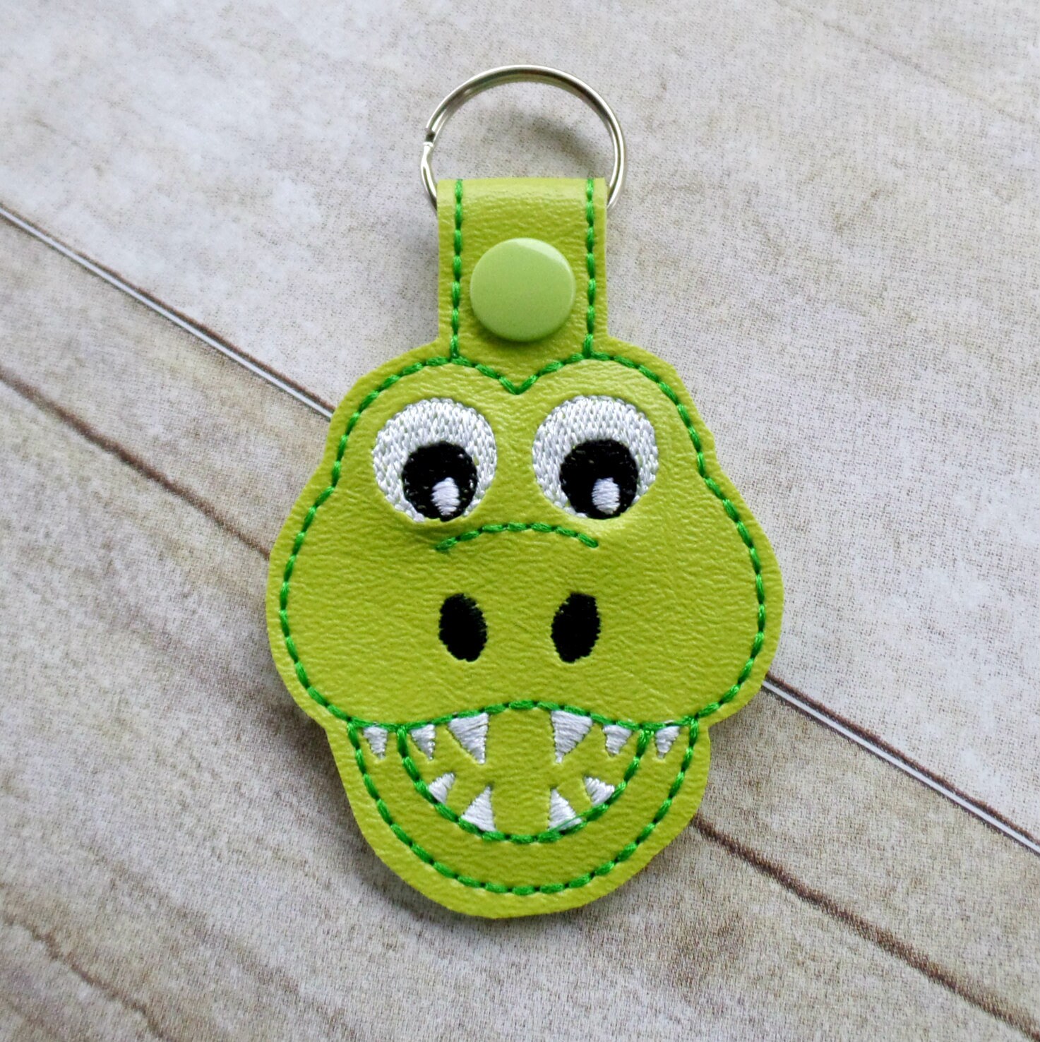 Gator key chain alligator head gator fan key chain Florida | Etsy