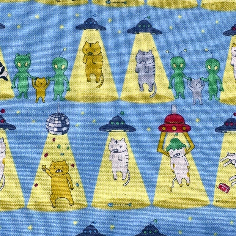 1 Yard Kitty Cats Alien Abduction Canvas Fabric in Blue - Cotton Linen ...