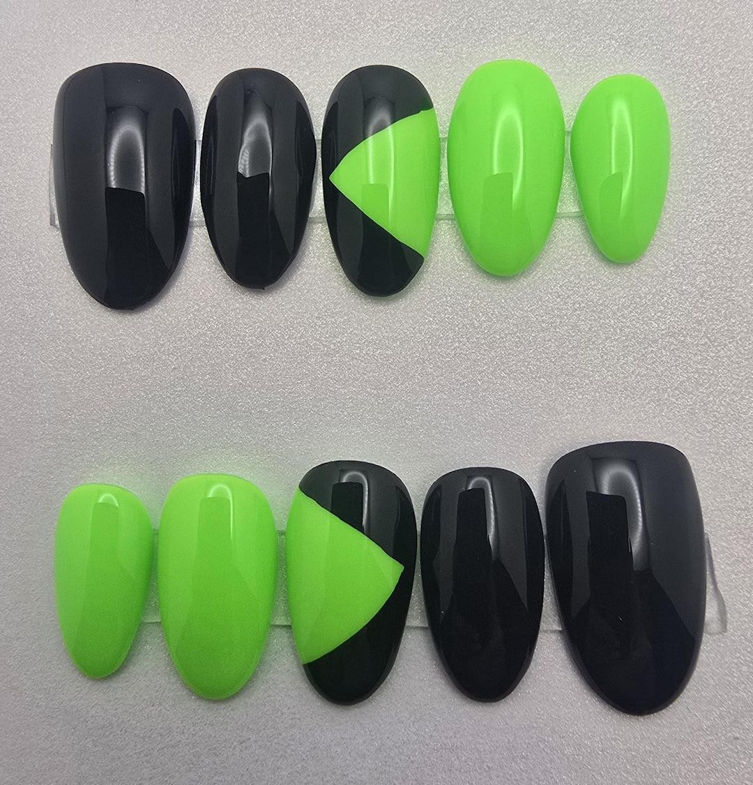 Shego Inspired Press on Nails | Kim Possible Inspired Nail Set - Etsy