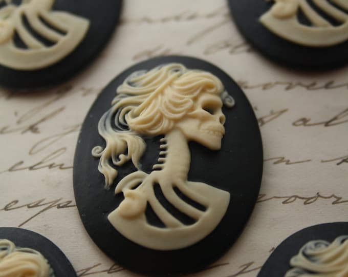 Skeleton Cameo Cabs 5 Pieces Skull Gothic Anatomical CAMEO - Etsy