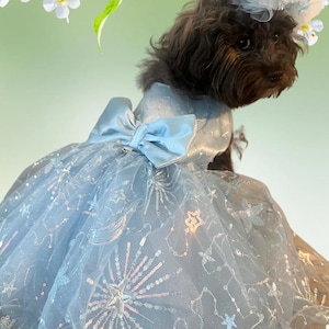 Gorgeous Light Blue Celestrial Stars/moon /constellation Looking ...