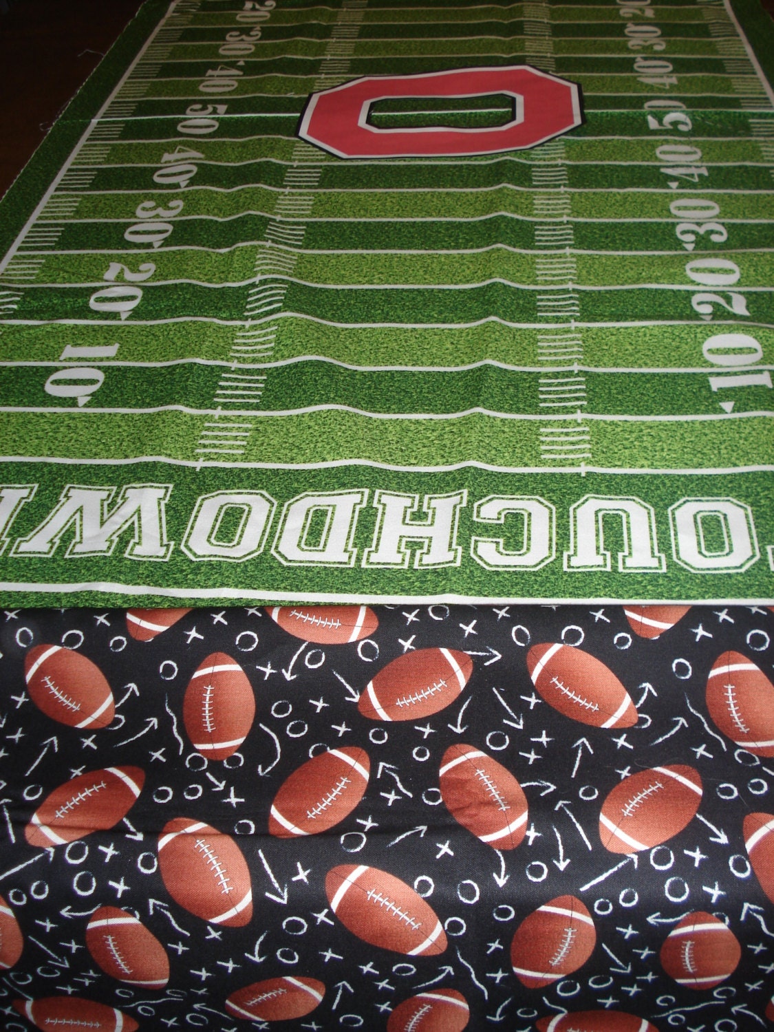 College Table Runner: Personalized Tailgate Table Runner - Etsy