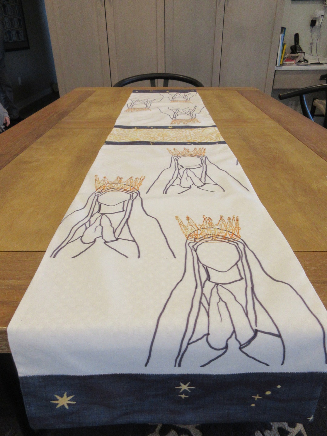 Catholic Table Runner, Blessed Mother, Mary Table Runner, Queen of ...