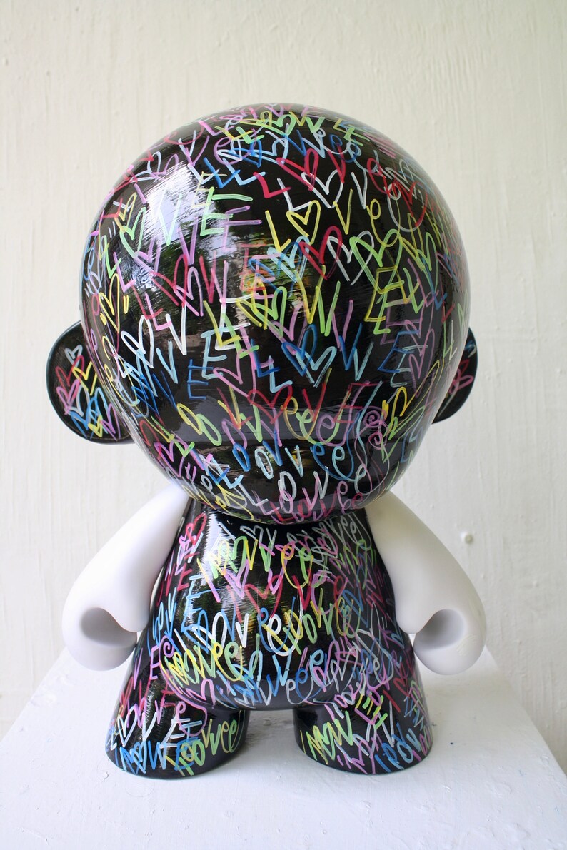 KIDROBOT Love 18 Inches Tall Kid Robot Mega Munny Sculpture Painting ...