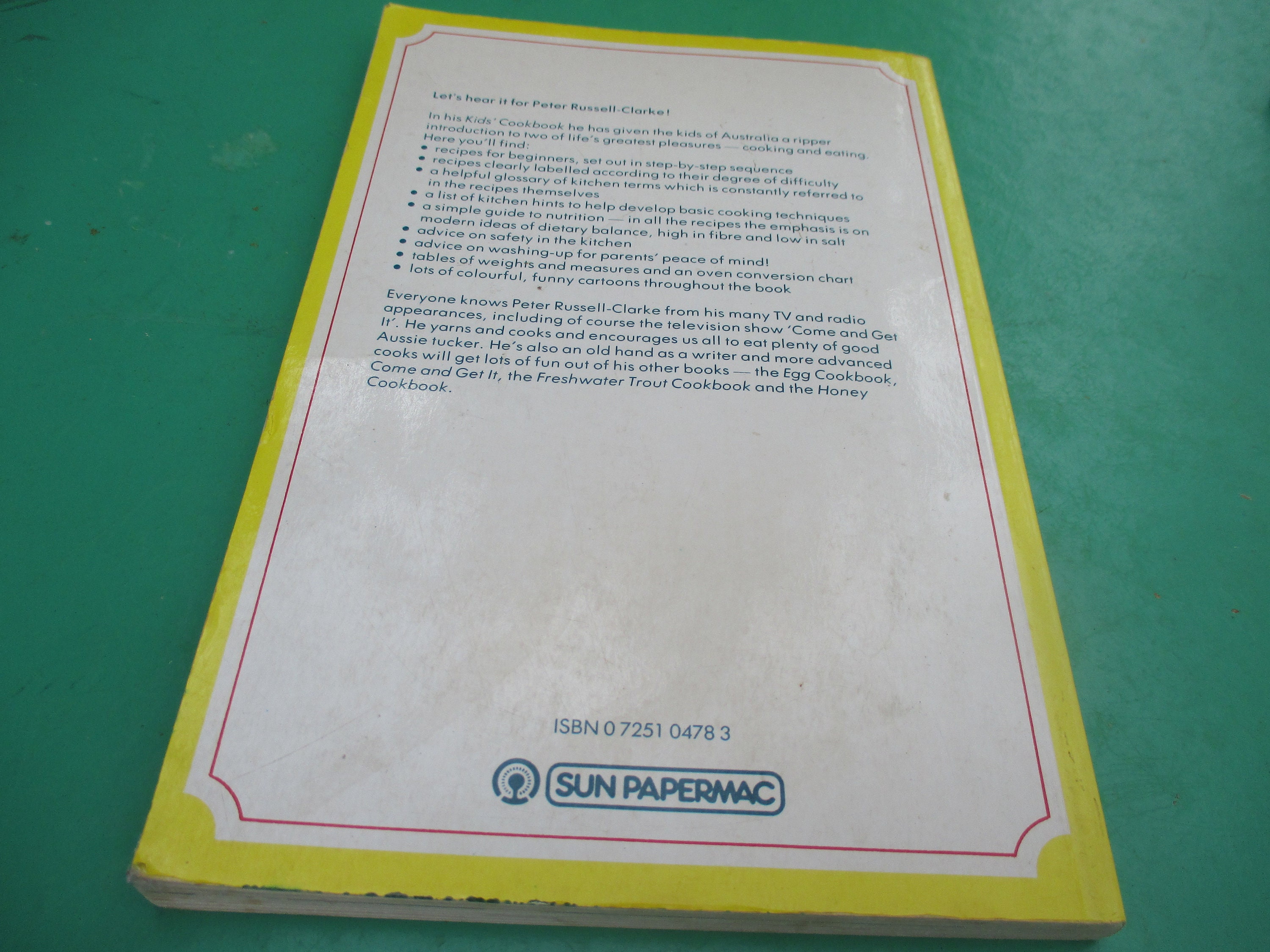 Peter Russell-clarke's Kids Cookbook Recipe Book Vintage 1980s Vintage ...