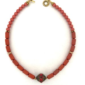 Collier de perles bohème fait main, bijoux tendance aux tons terre ...