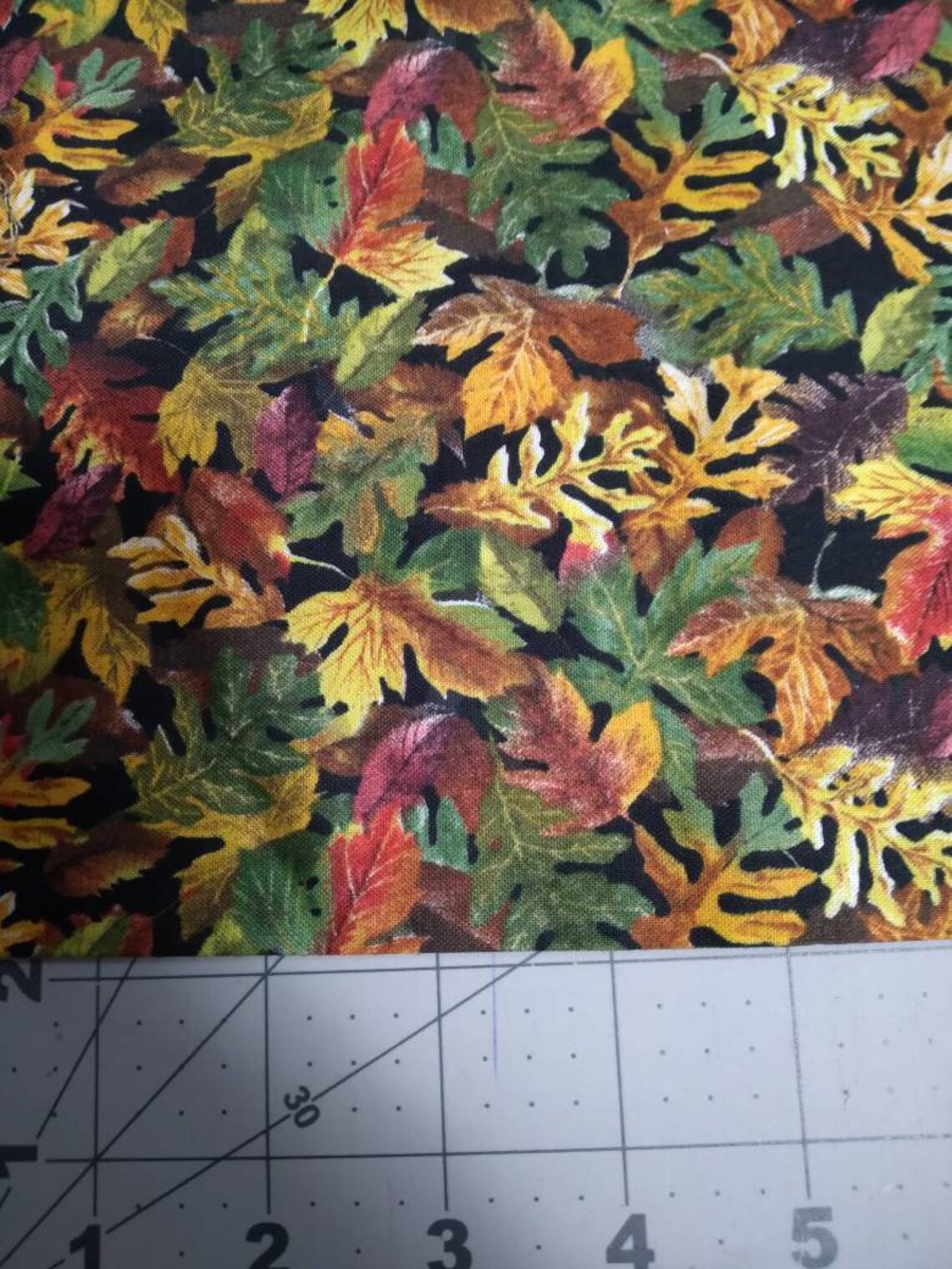 Fall leaves fabric. Quilting cotton. Sold by the yard. BTY | Etsy