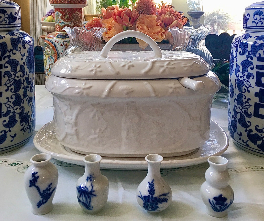 Loucarte White Chinoiserie Tureen Set - Etsy
