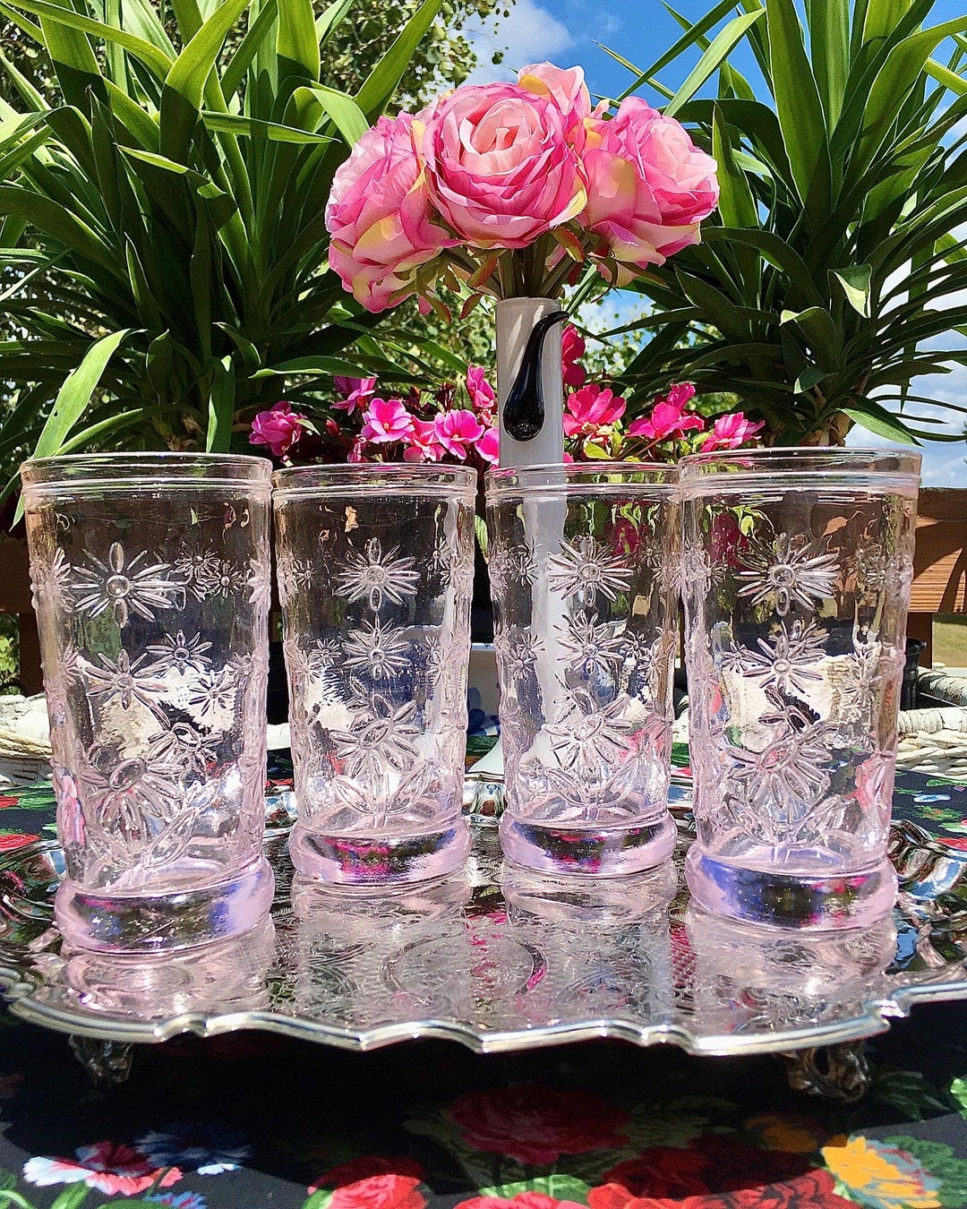 Pink Daisy Tumblers by Vintage Jeanette Glass set of 4 - Etsy