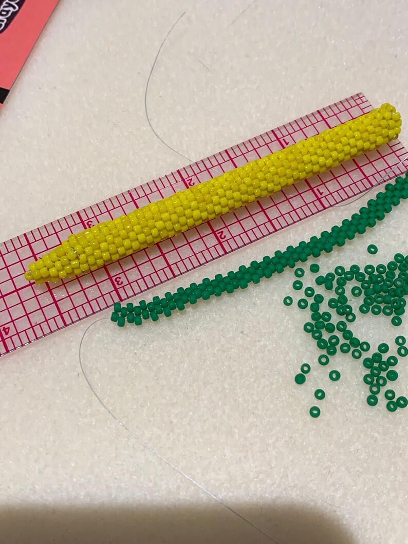 8 BEADED Crayola Crayons Tutorial/pattern/instructions - Etsy