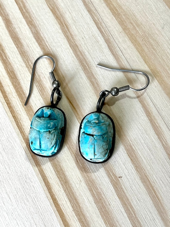 Vintage scarab earrings pierced - Gem