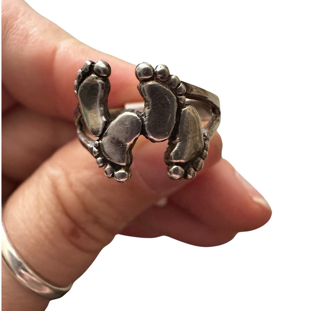 Sterling Silver Feet Footprint Ring Size 7 - Etsy