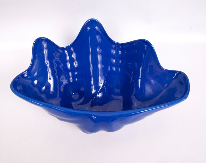 Vintage Blue Clam Shell Shaped Pottery Bowl Seashell Basin Ceramic ...