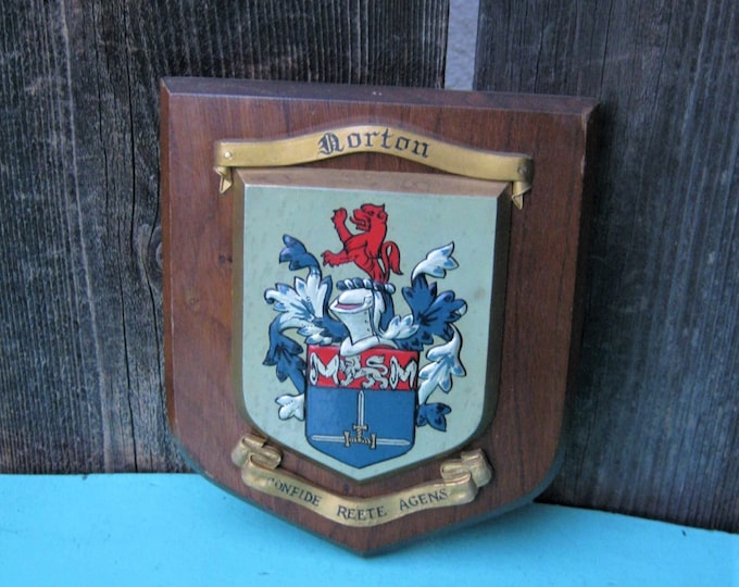 Norton Family Crest/coat of Arms Plaque; Wood Hanging Plaque With Motto ...