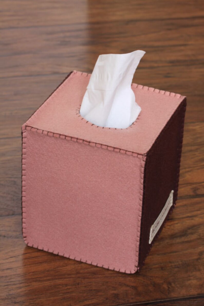 Nikkie's Simple Felt Tissue Box Cover-Indian Pink & Dark | Etsy
