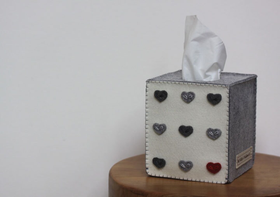 Nikkie's Felt Heart Tissue Box Cover- Gray & Red - Etsy